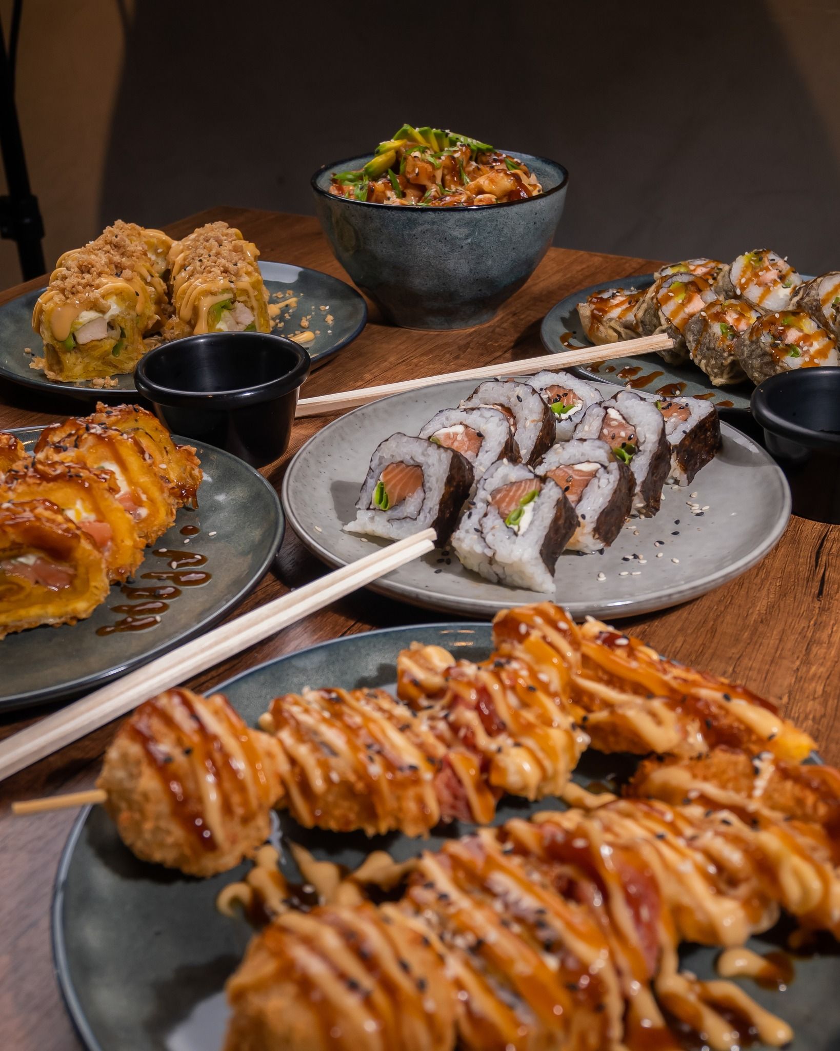 Yokomo Menú, Horarios y Precios a domicilio - Punto Menú